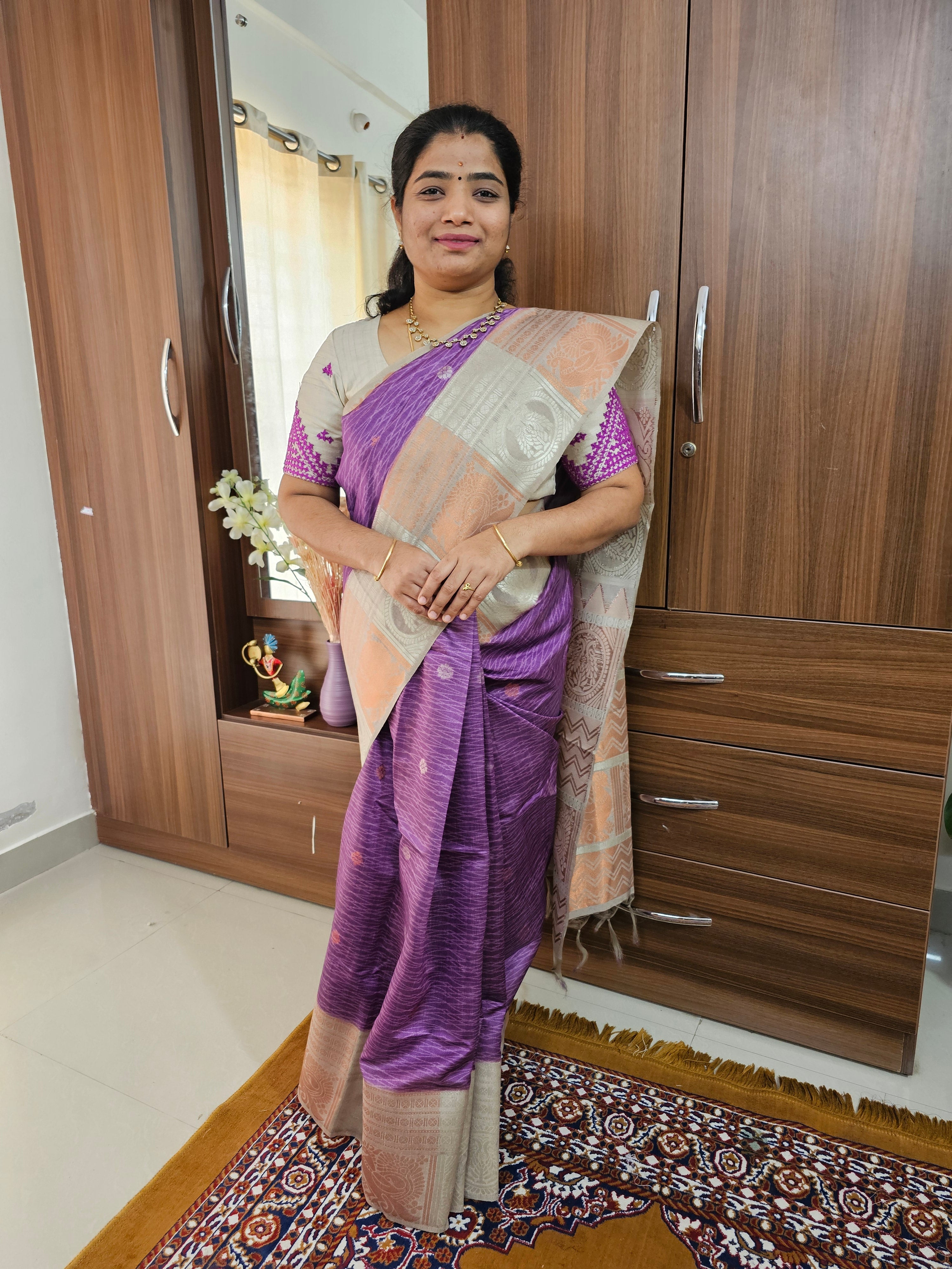 Semi Maandu Tussar Zari Weaving Butti with Contrast Pallu - Purple wit ...